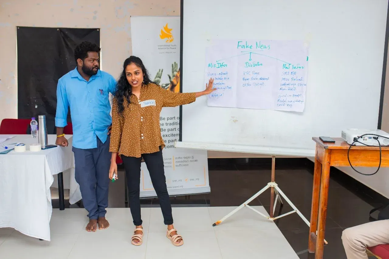 A Journey to Inspire: Media Wise Facilitator Program in Jaffna | The Bloggers Collective ...
